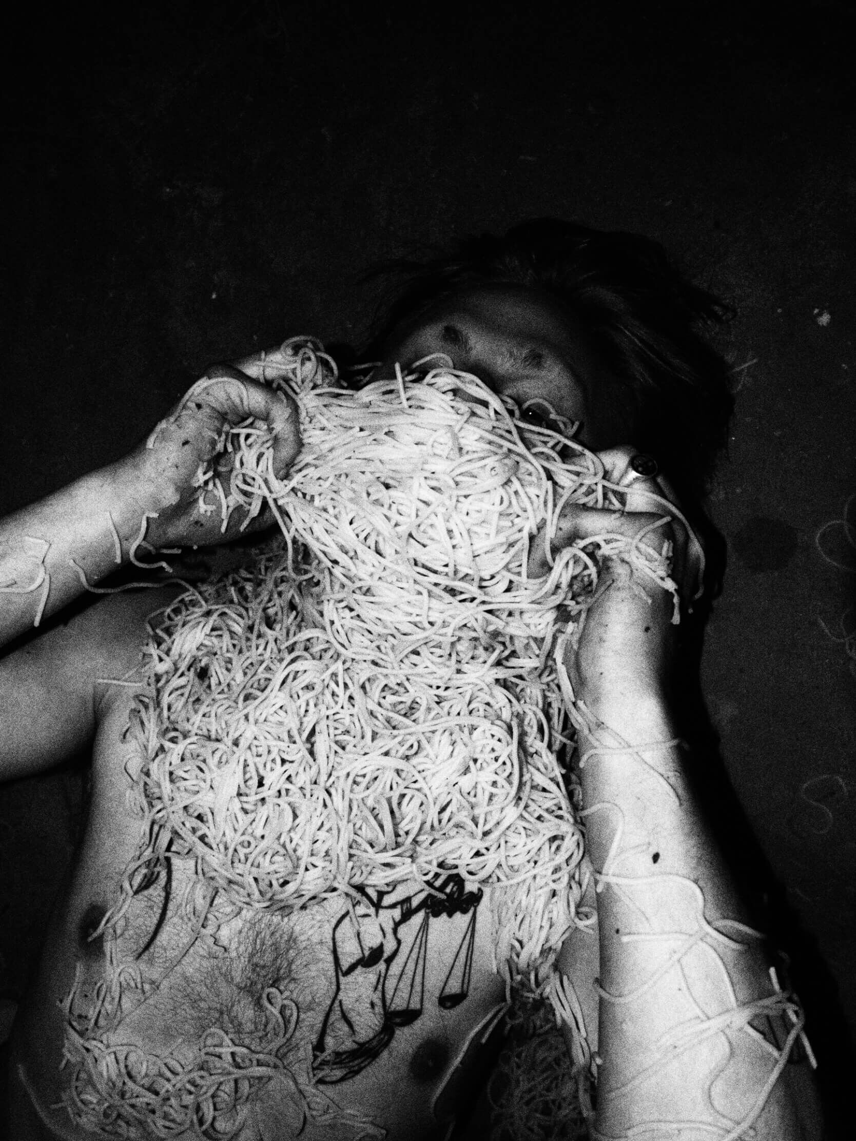 NOODLES 2 von Enhao Zhang